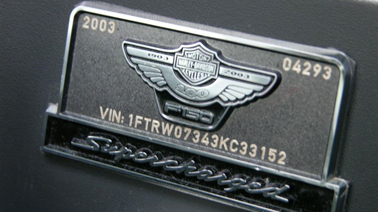 FREE VIN Number Lookup Tool By PremiumVIN - Premium Vin