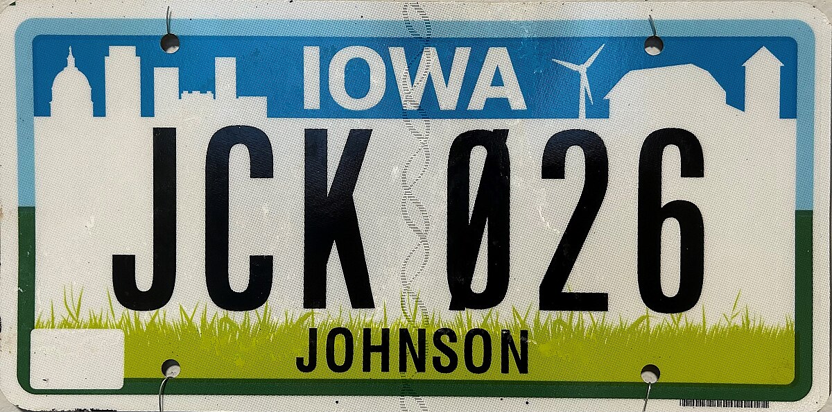 Iowa License Plate Lookup - Complete Vehicle History Report
